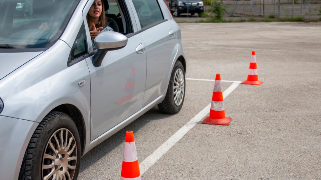 How Do You Parallel Park: A Simple Step-by-Step Guide – Easy Drivers Ed