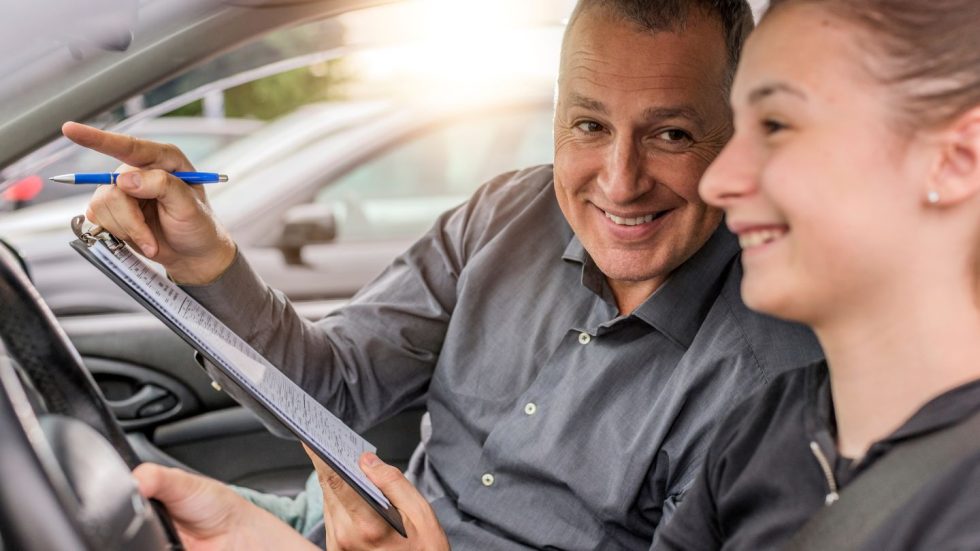 When Should You Start Drivers Ed? Age Requirements & Benefits